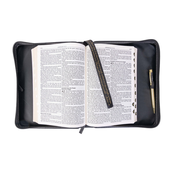 Divine Details: Bible Cover - Houndstooth w/Gold – Divinity Boutique